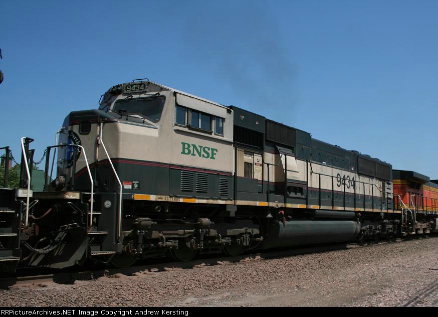 BNSF 9434